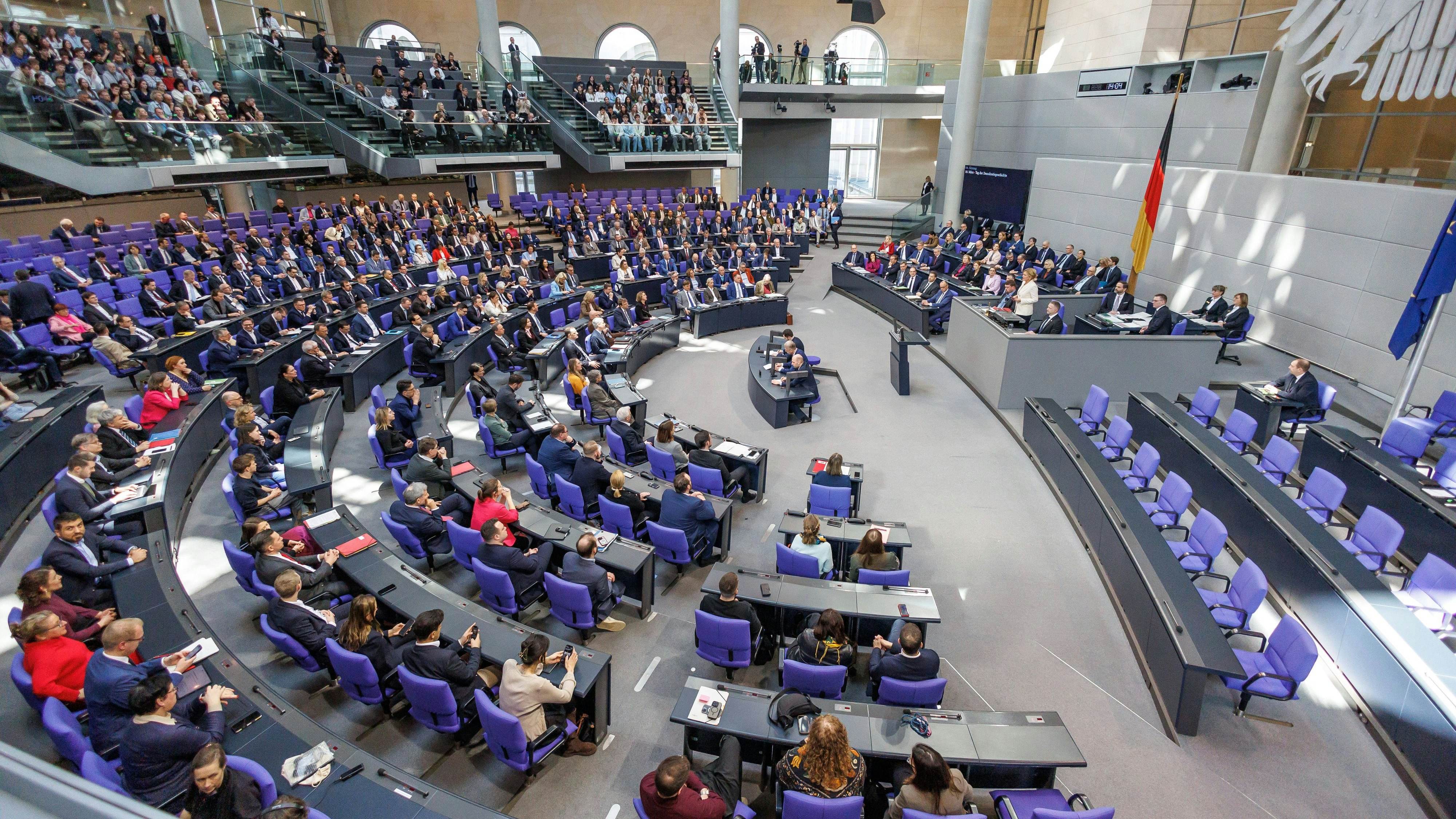Kinder missbraucht! Ex-Abgeordneter muss in Haft