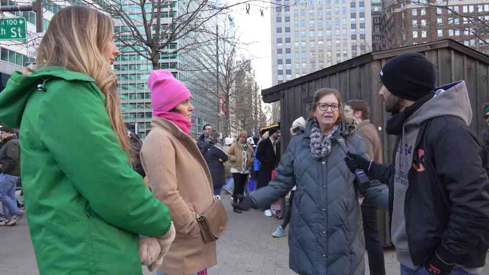 "You are a shame for women" - Clash with liberal women and female Trump ...
