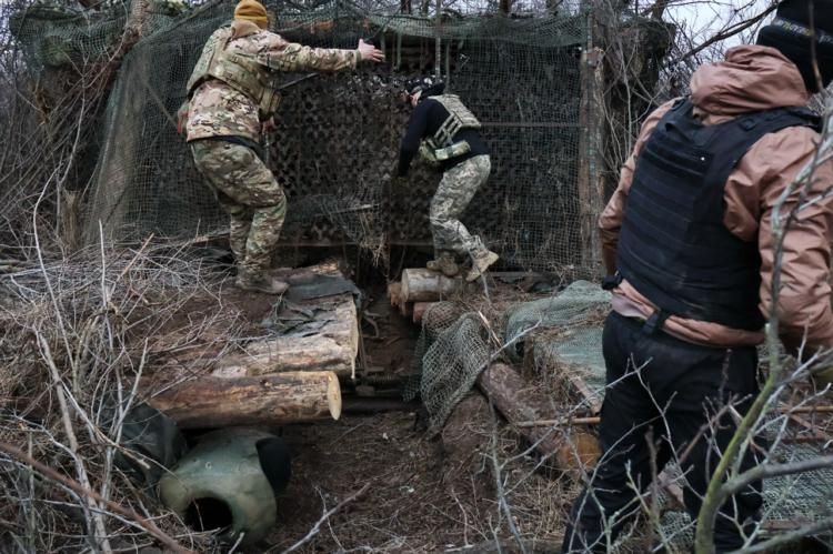 Guerre en Ukraine : des robots humanoïdes ont été déployés sur le front ...