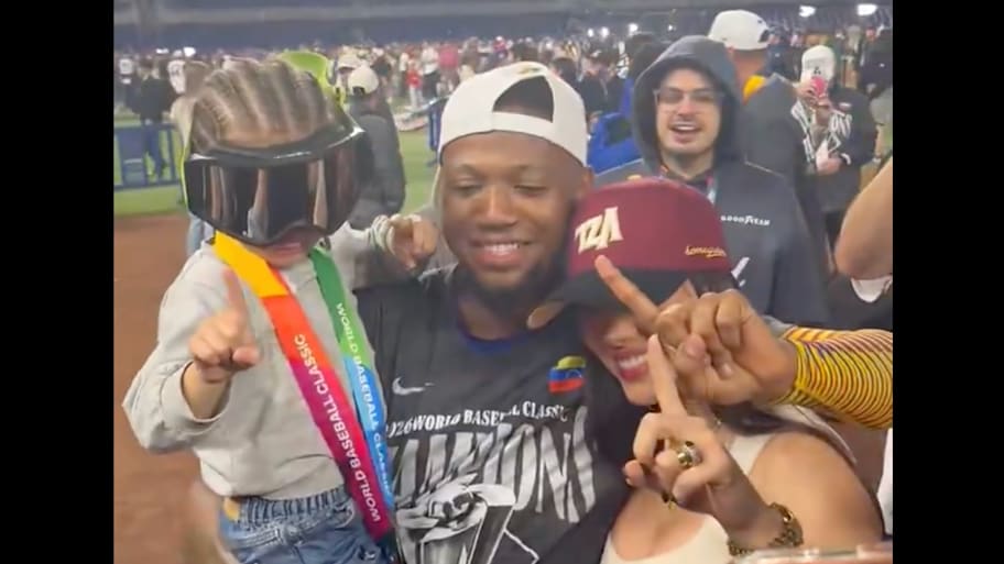 Ronald Acuña Jr. shared a sweet moment with his son after Venezuela's ...