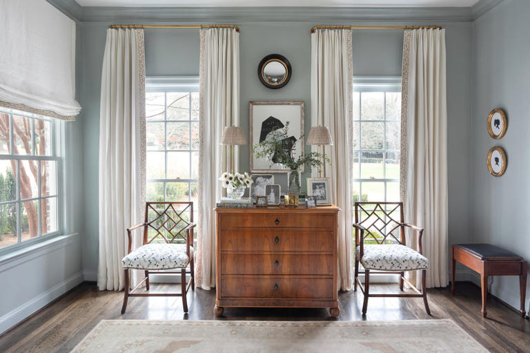 The living room paint colors designers swear by