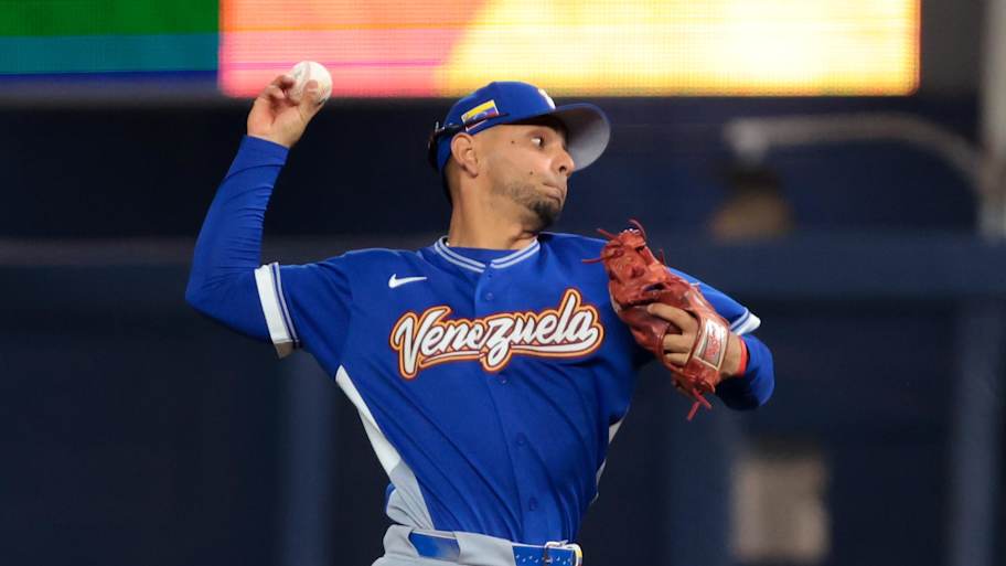 Andrés Giménez has WBC bragging rights in Blue Jays clubhouse as ...