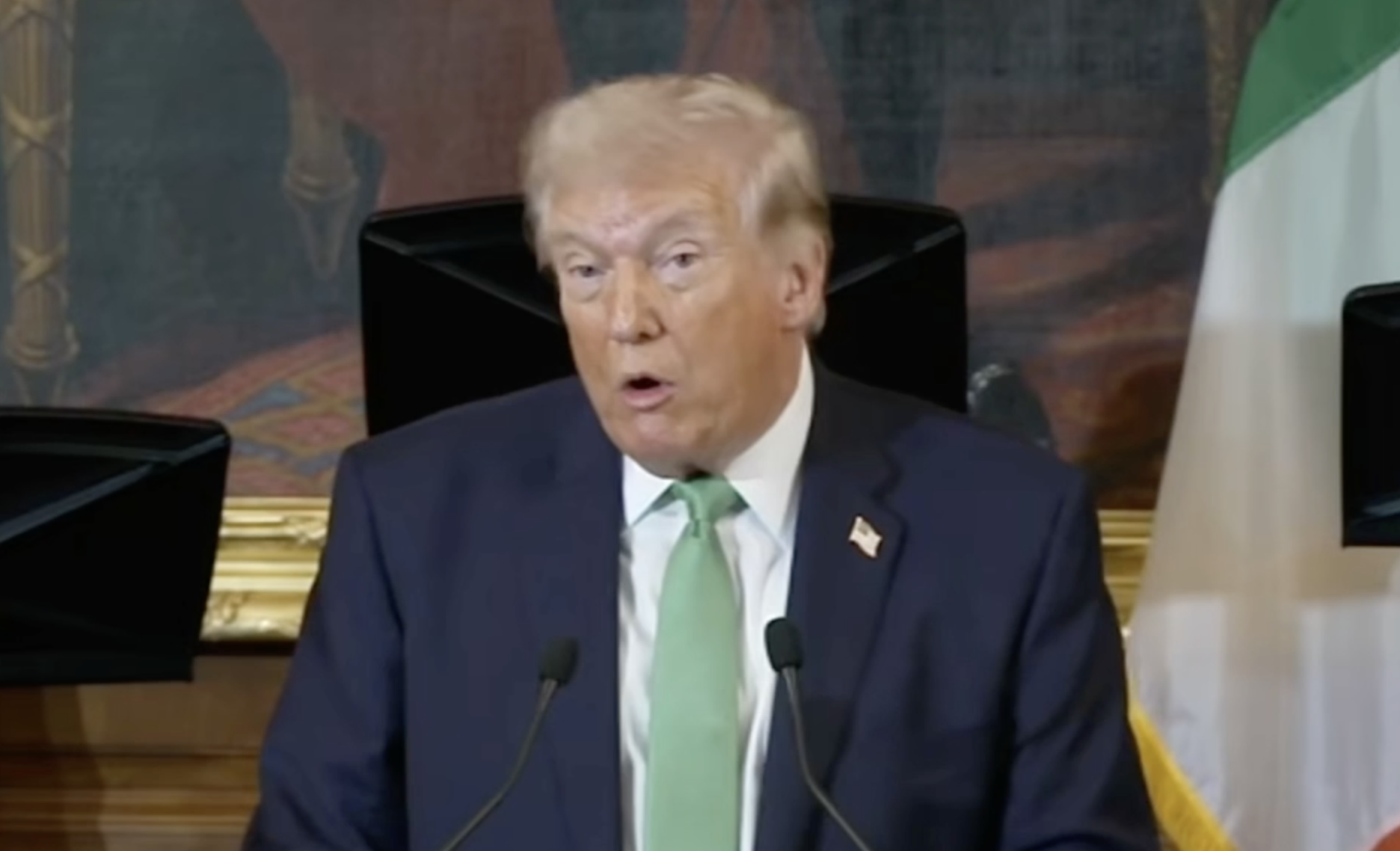 ‘Definitely not yours’: Trump reveals his true feelings, insults Mike ...