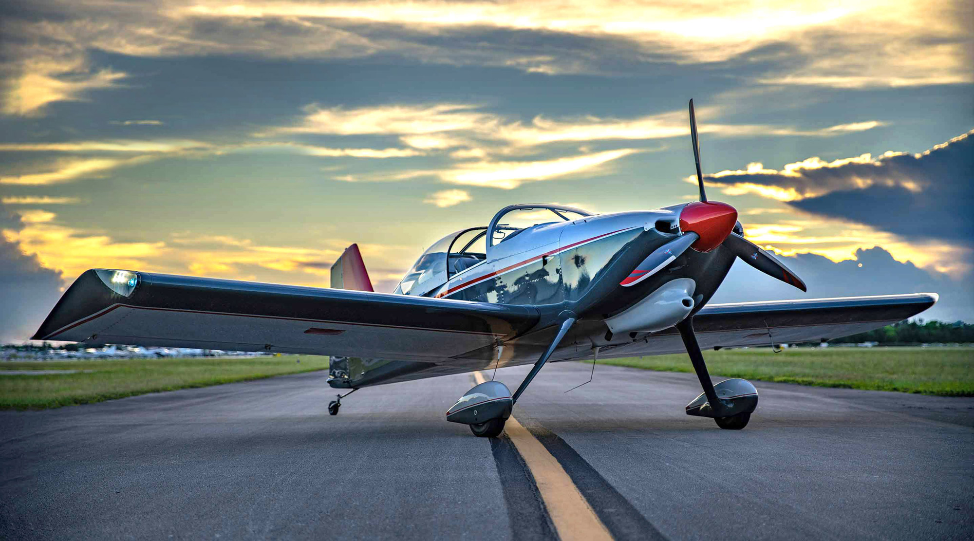 Van's Aircraft Turnaround in Full Flight