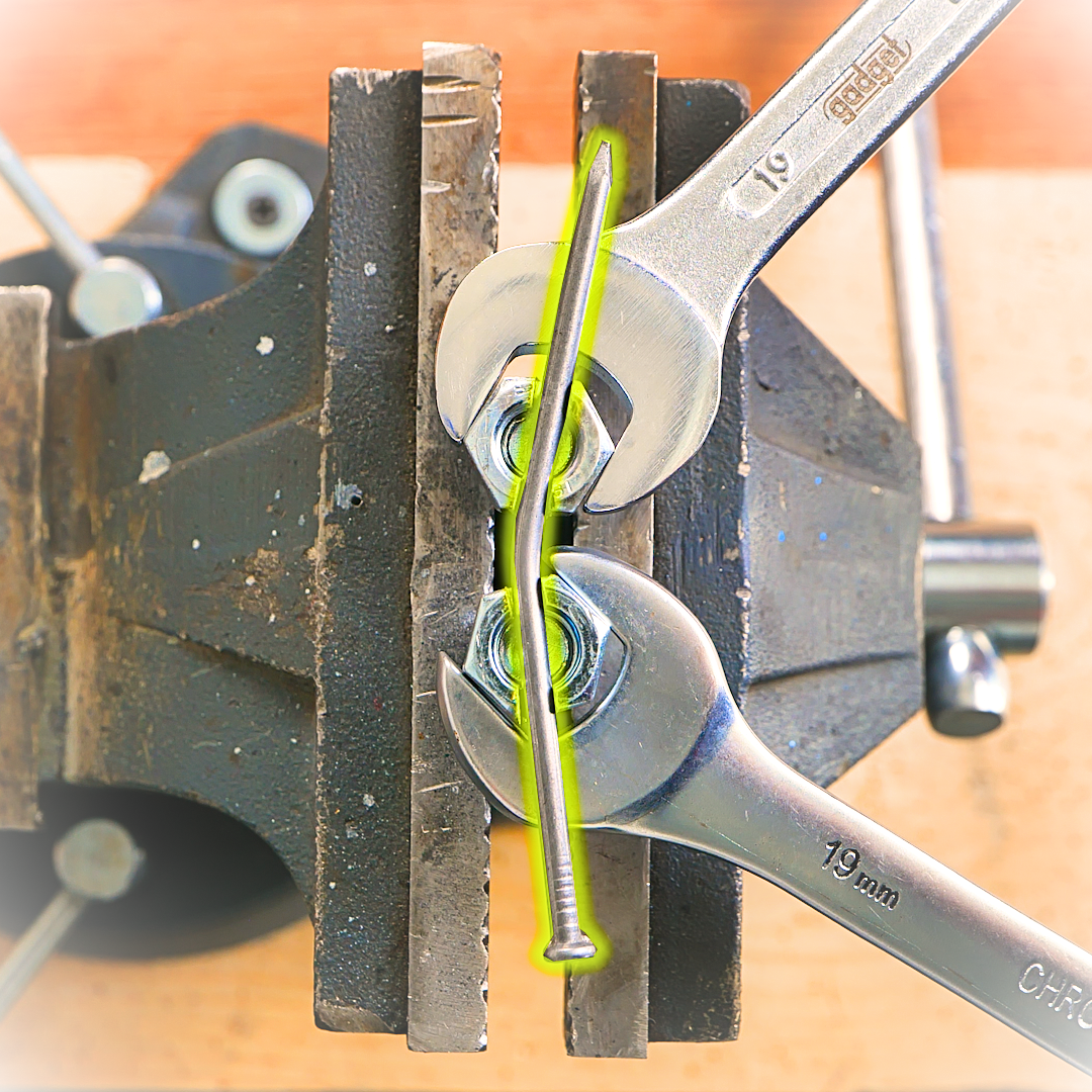 Nail straightening DIY tool🔨