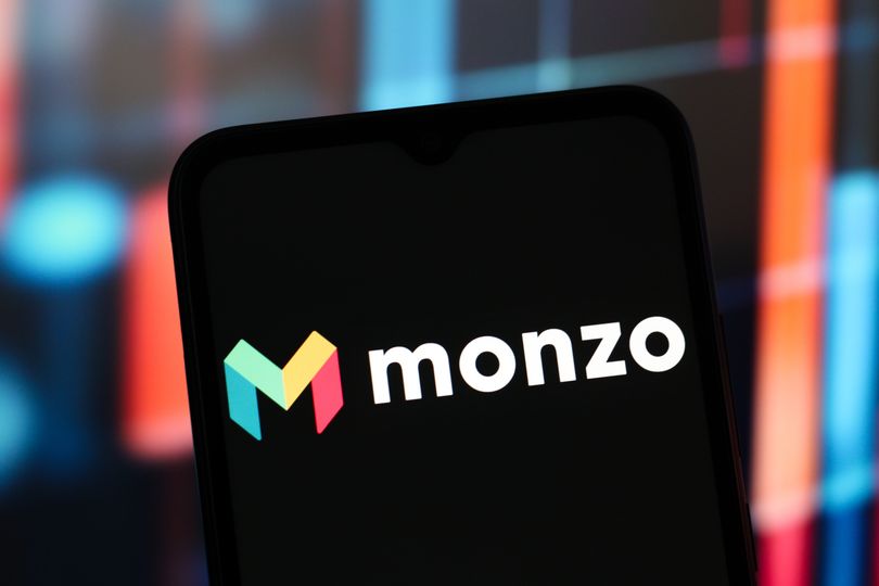 Monzo alert as customers stop £200 leaving accounts