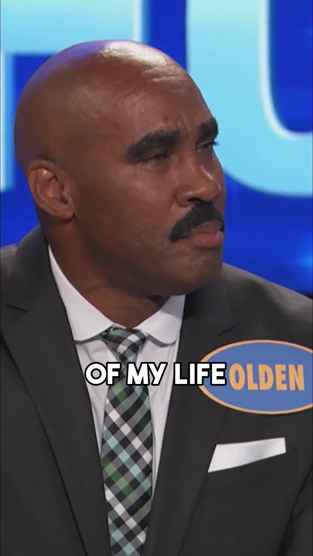 Steve Harvey spots one small difference with his lookalike on Family Feud