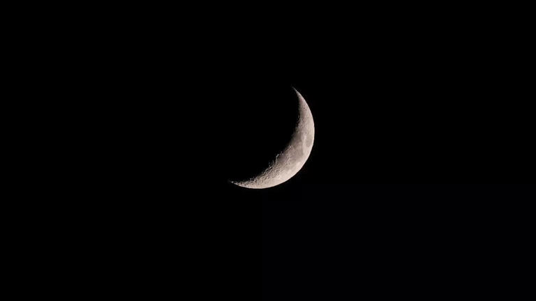 Crescent moon: What it is and why it appears thin in the sky