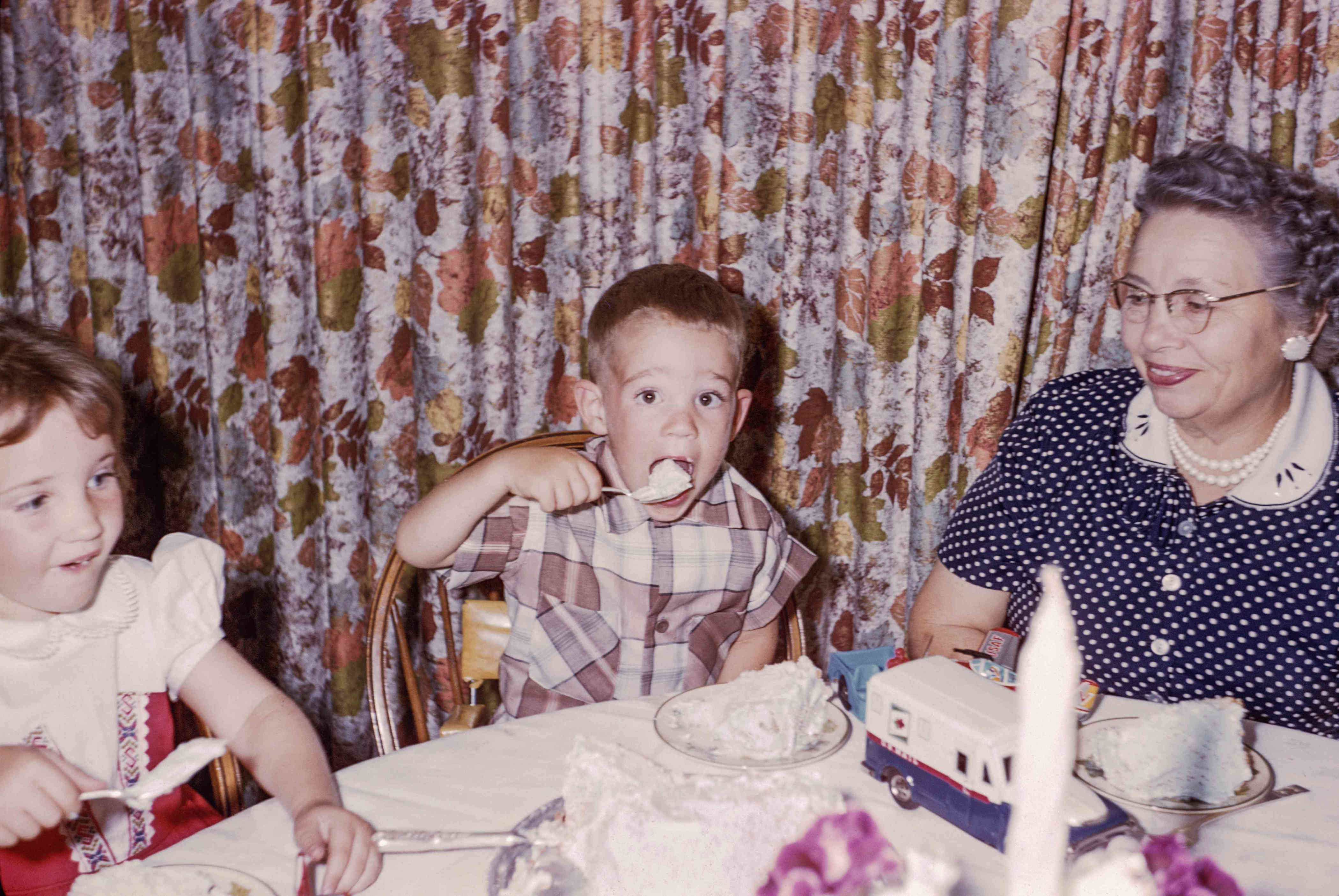 15 unspoken rules of southern family gatherings everyone just knows