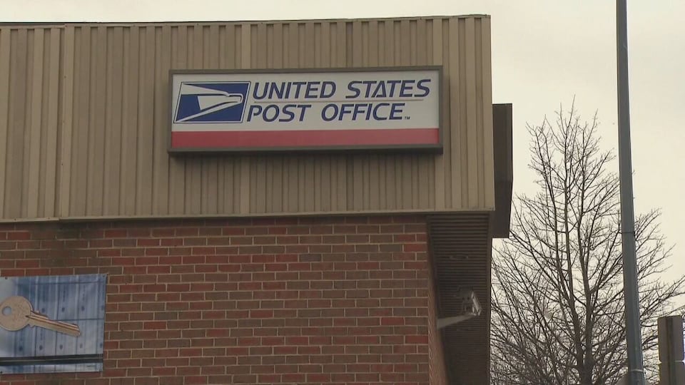 USPS says it may not deliver mail in a year