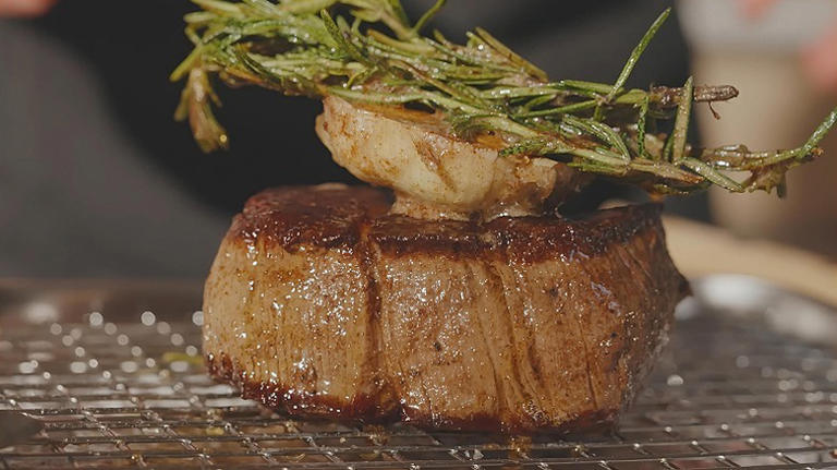 6 mistakes to avoid when cooking filet mignon, according to a chef