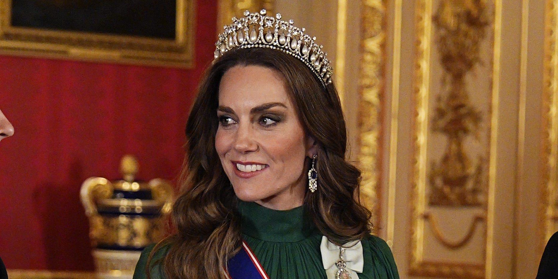 Kate Middleton's stunning Lover's Knot tiara has a fascinating royal ...
