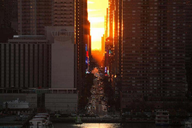 Spring equinox is almost here, meaning the 'Chicagohenge' is just ...