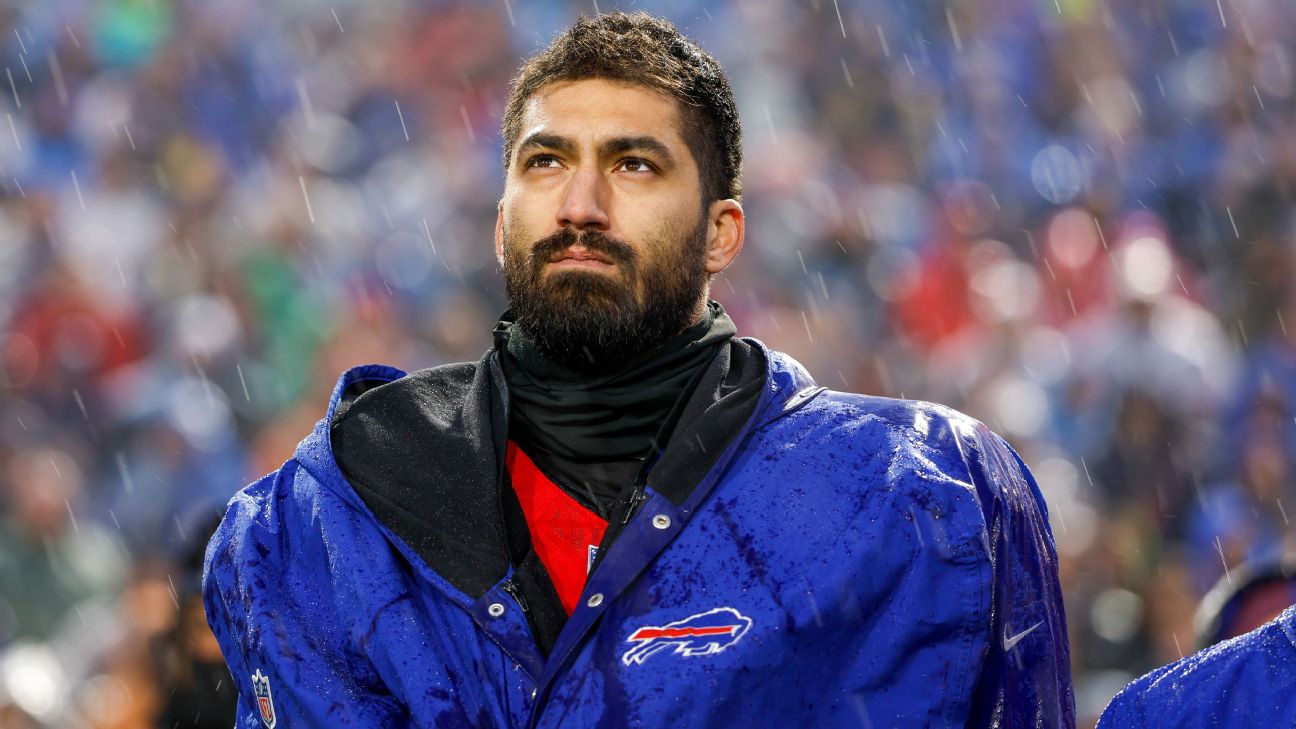 Eagles sign AJ Epenesa months after Browns balked on deal