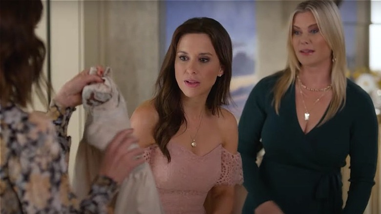 Are Hallmark movie stars Lacey Chabert and Alison Sweeney friends in ...