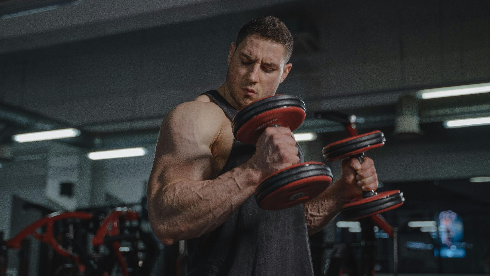10 fitness goals men usually chase & 10 women usually aim for
