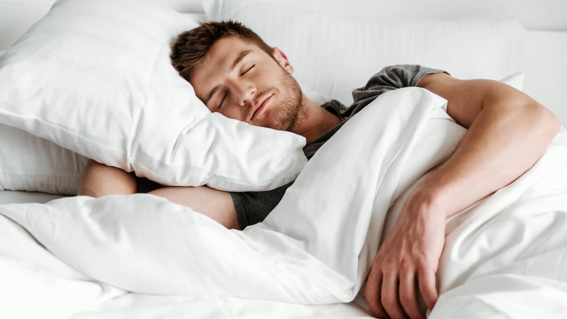 Want to fall asleep in 2 minutes? Try the military sleep method