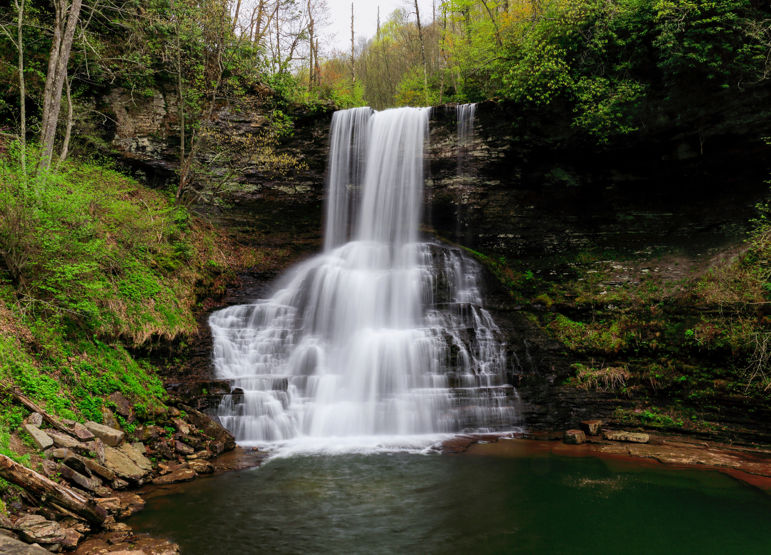 12 breathtaking waterfalls in Virginia (including several hidden gems)