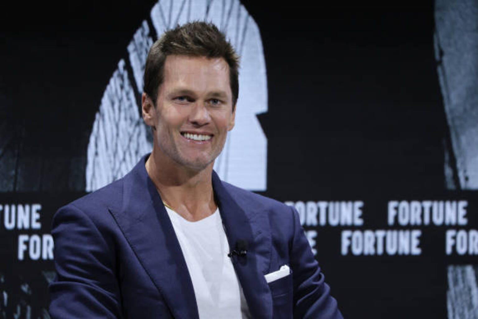 JPMorgan Chase signs Tom Brady, Dwayne Wade to advise its money ...