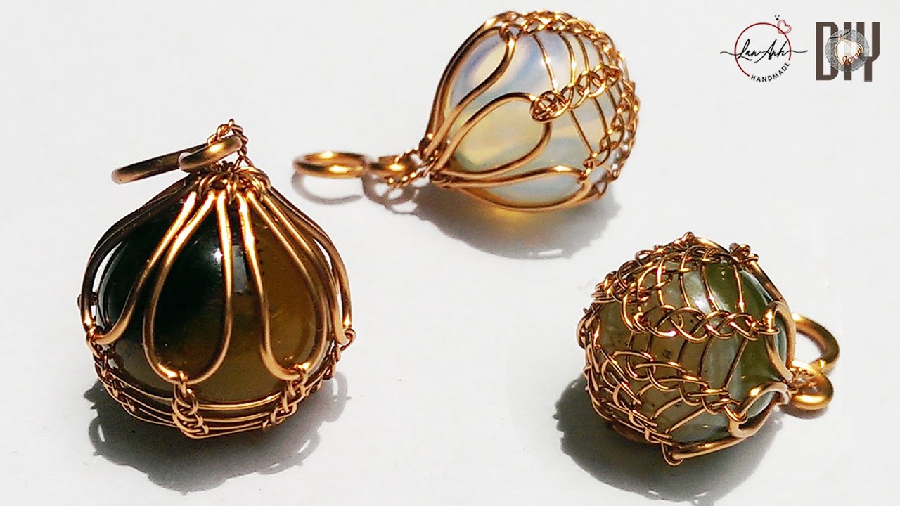 Lantern pendant with large spherical stones without holes 397