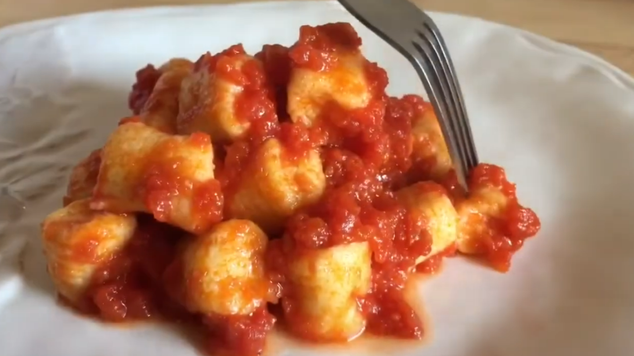 Gnocchi di ricotta fatti in casa: metodo semplice per morbidezza perfetta