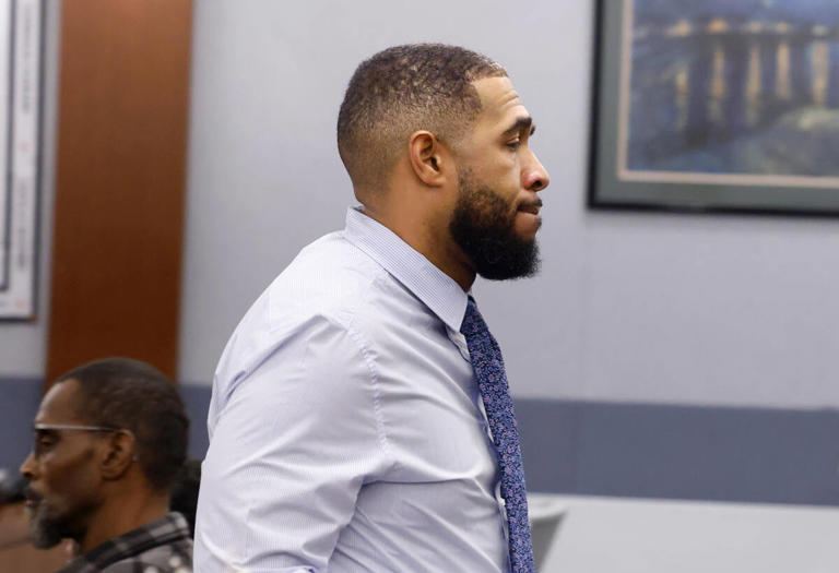 Man who pretended to be attorney in Las Vegas pleads guilty