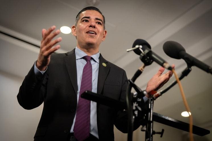 House Democrats walk out of Pam Bondi and Todd Blanche’s Epstein ...