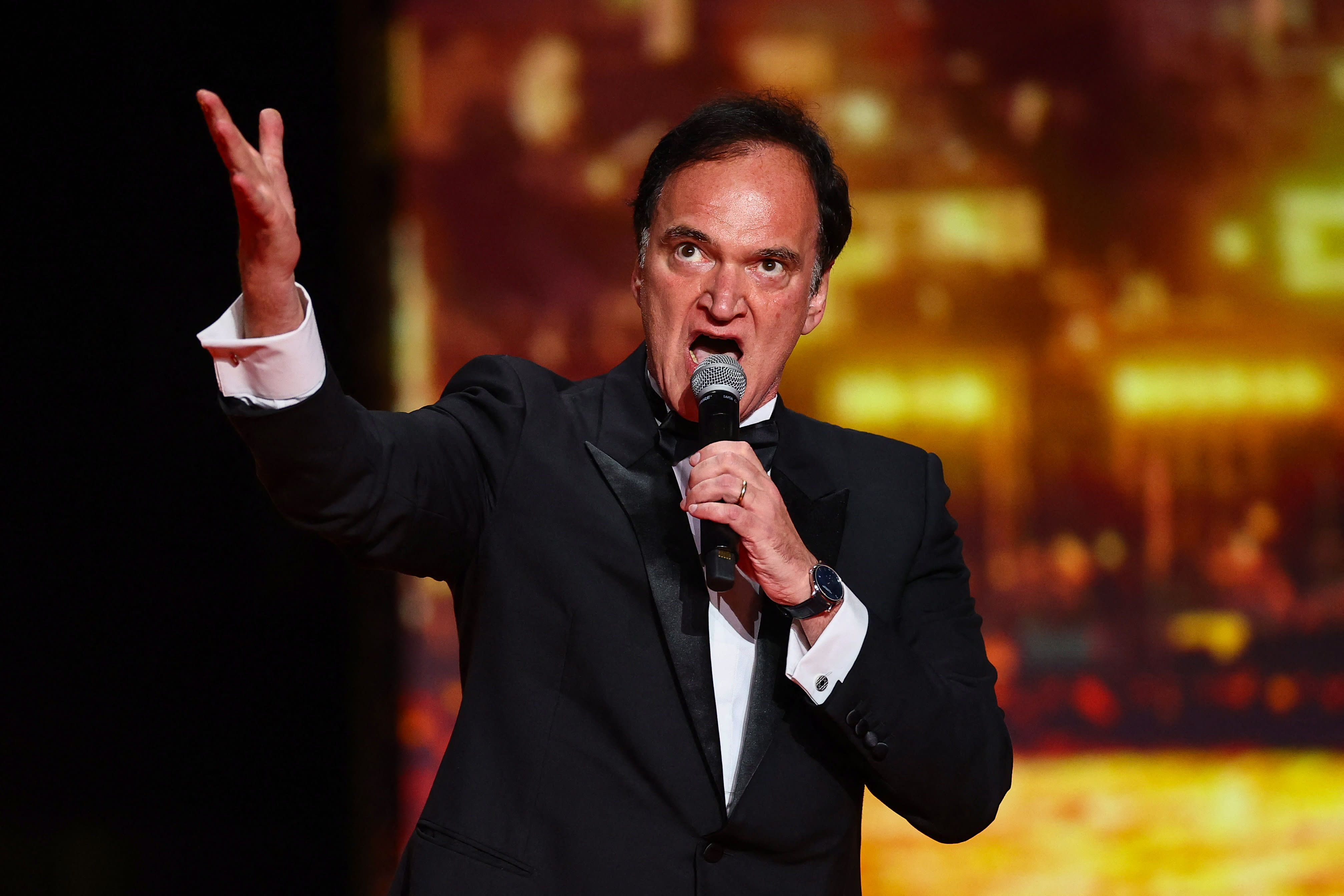 Quentin Tarantino heads for the shelter on Eretz Nehederet, and other tales of resilience