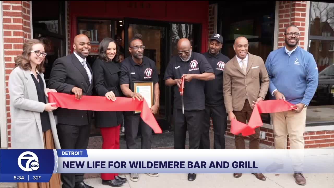 Detroit family opens Wildemere Bar and Grill on the city's west side