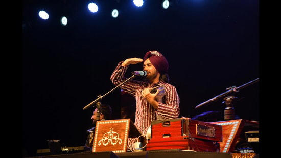 Chandigarh: VC’s ‘no-concert’ decision goes for a toss as star night ...