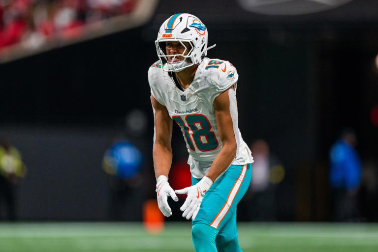 Colts add 2 more former Lou Anarumo players: Cam Taylor-Britt and Akeem ...
