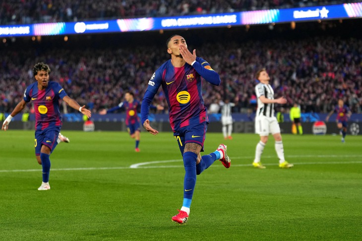 Barca và Liverpool bùng nổ ở lượt về vòng 16 đội Champions League