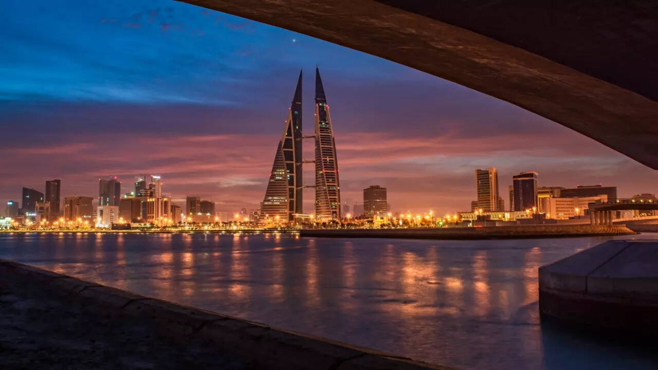 'Siren has been sounded': Bahrain urges residents to take shelter as ...