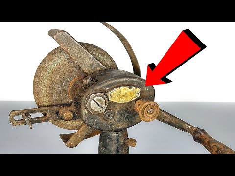 Restoring a vintage hand cranked grinder