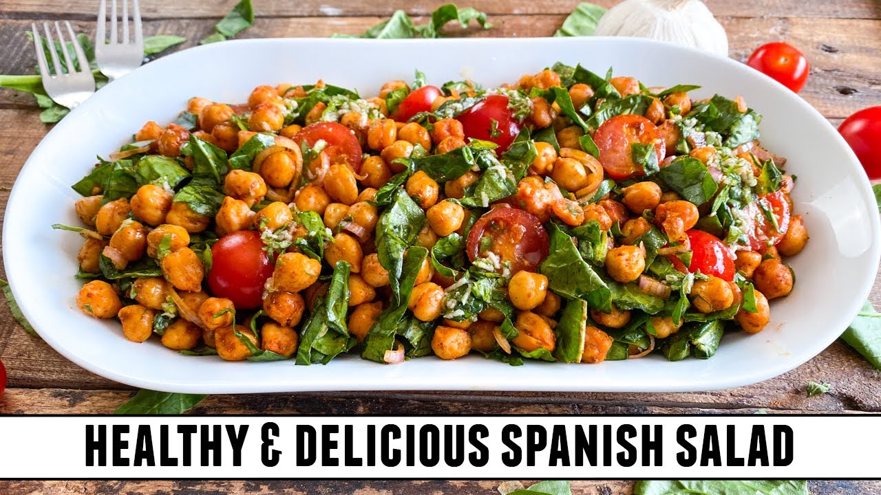 Spinach salad with spiced chickpeas: Healthy 20-minute high-protein recipe