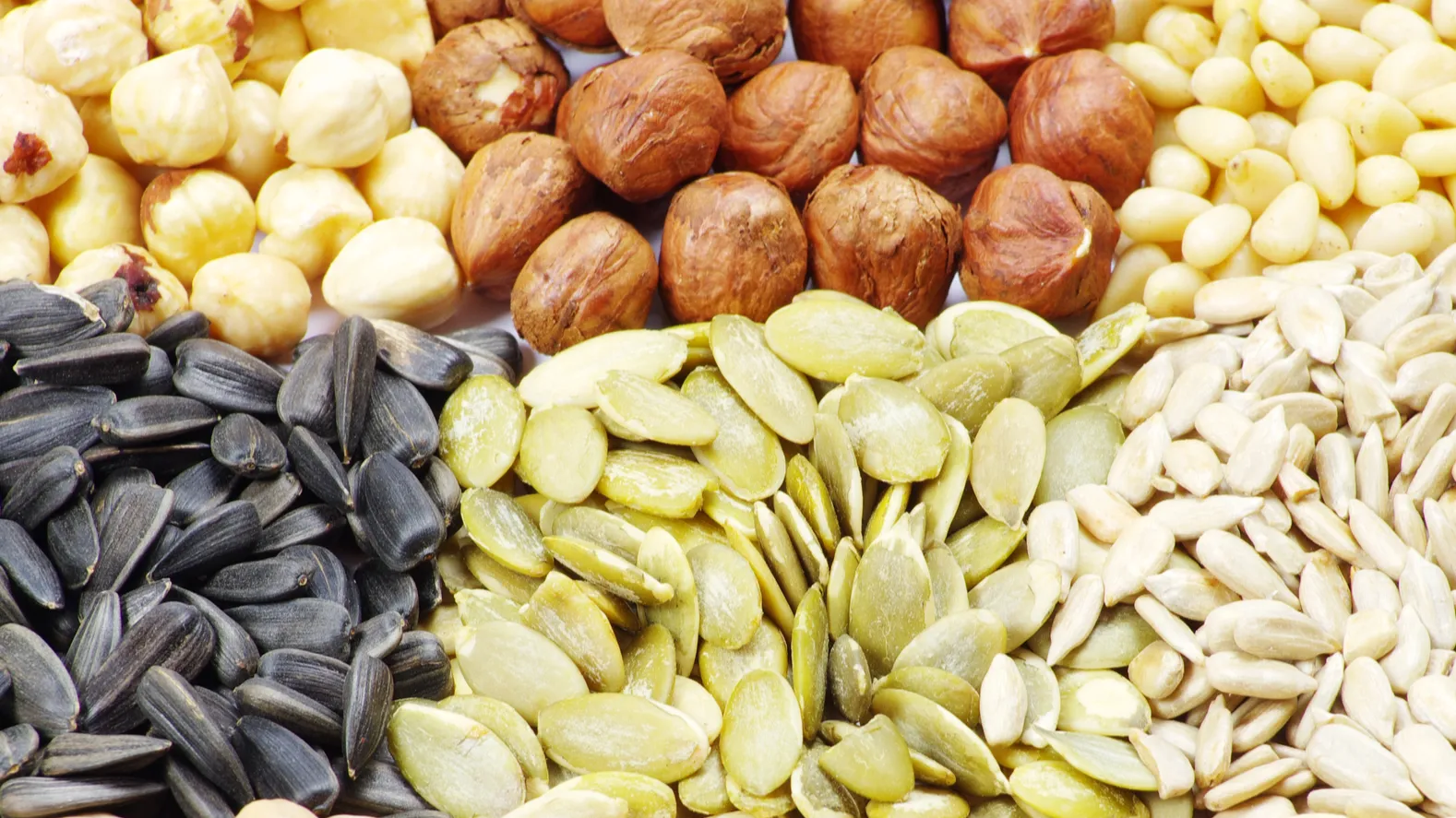 The secret high fiber mix that transforms salads, smoothies, and snacks