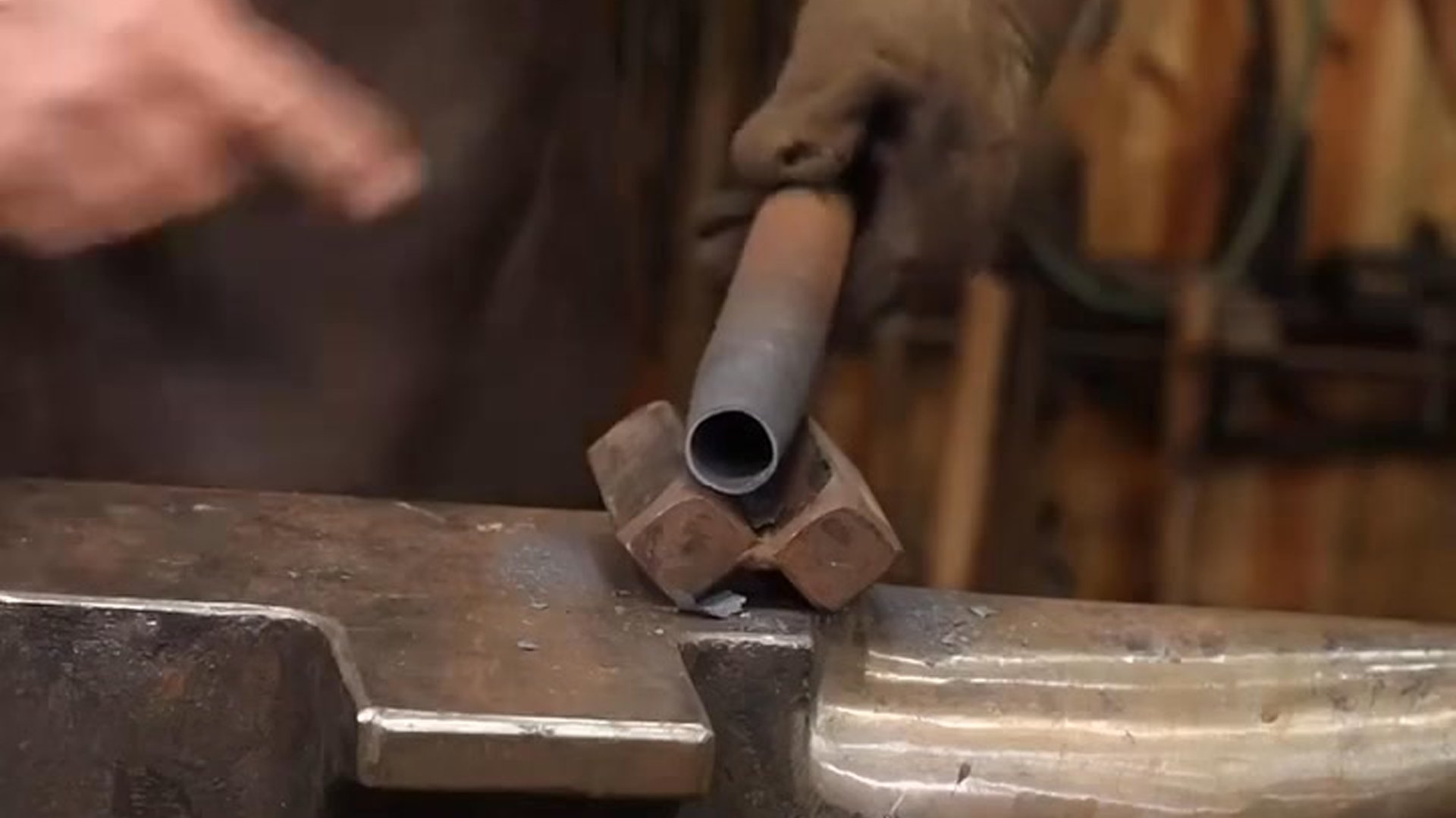 Building a shepherd’s axe by hand