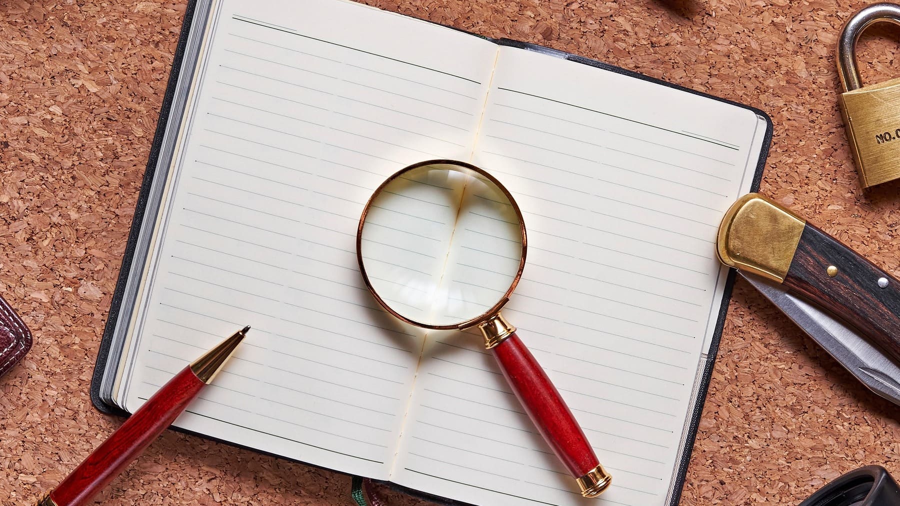 ¿Cómo se dice en español, ‘desvelar’ o ‘develar’? Hay una opción mejor ...