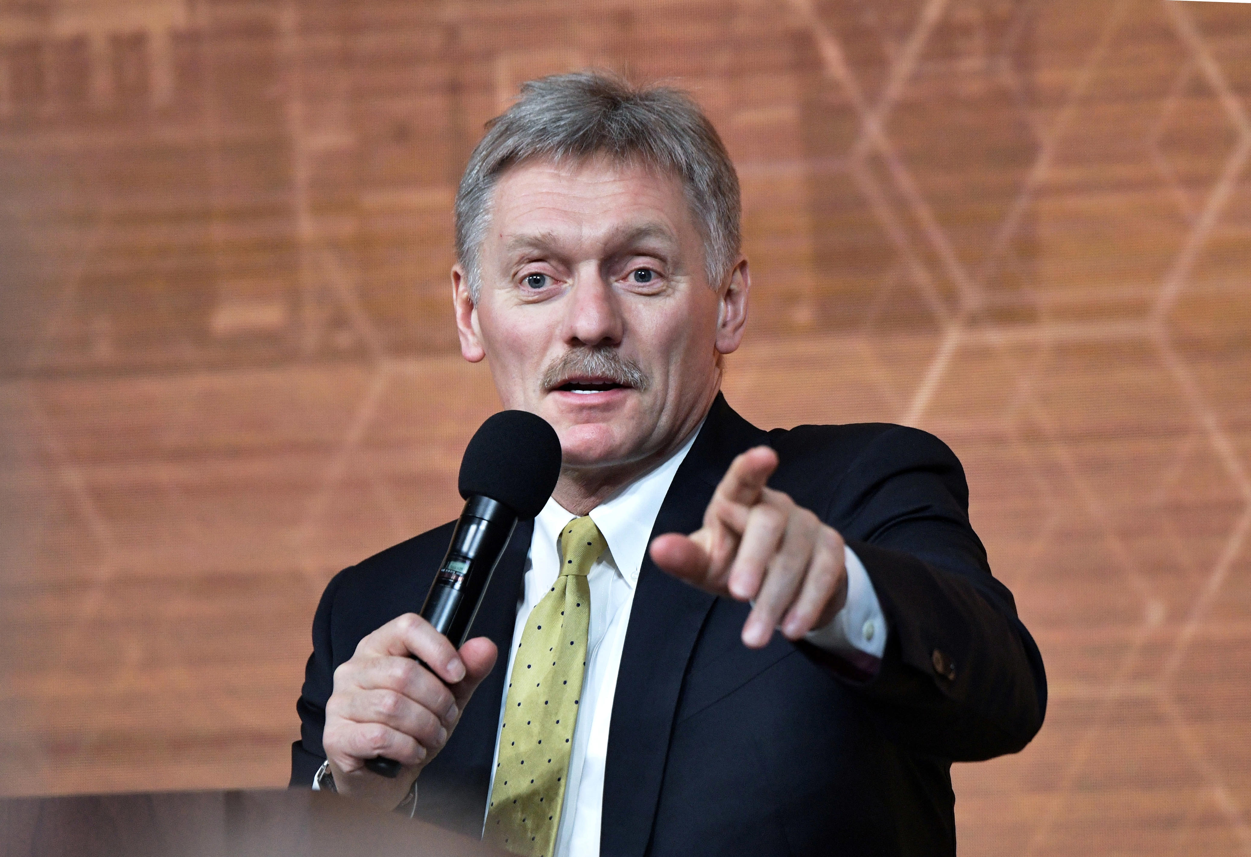 Kremlin confirms Ukraine talks paused, Zelensky says time to resume