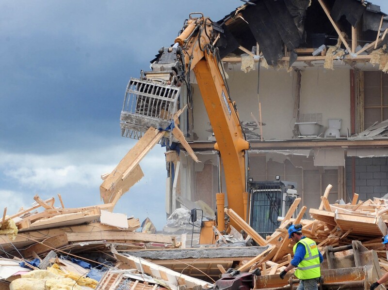 Contractors move onto site of home built 20 years ago without ...