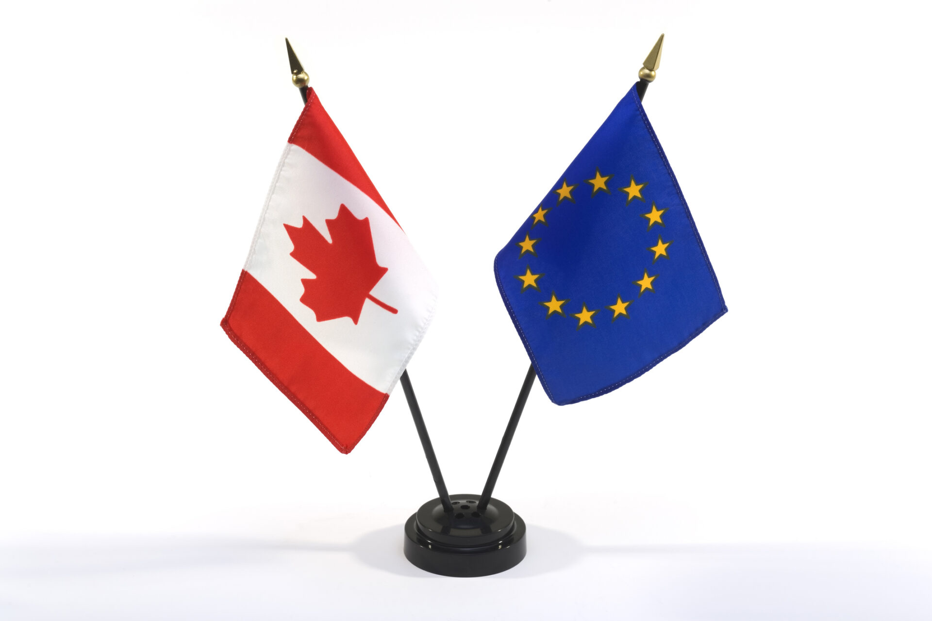 Canada weighs closer ties with the European Union