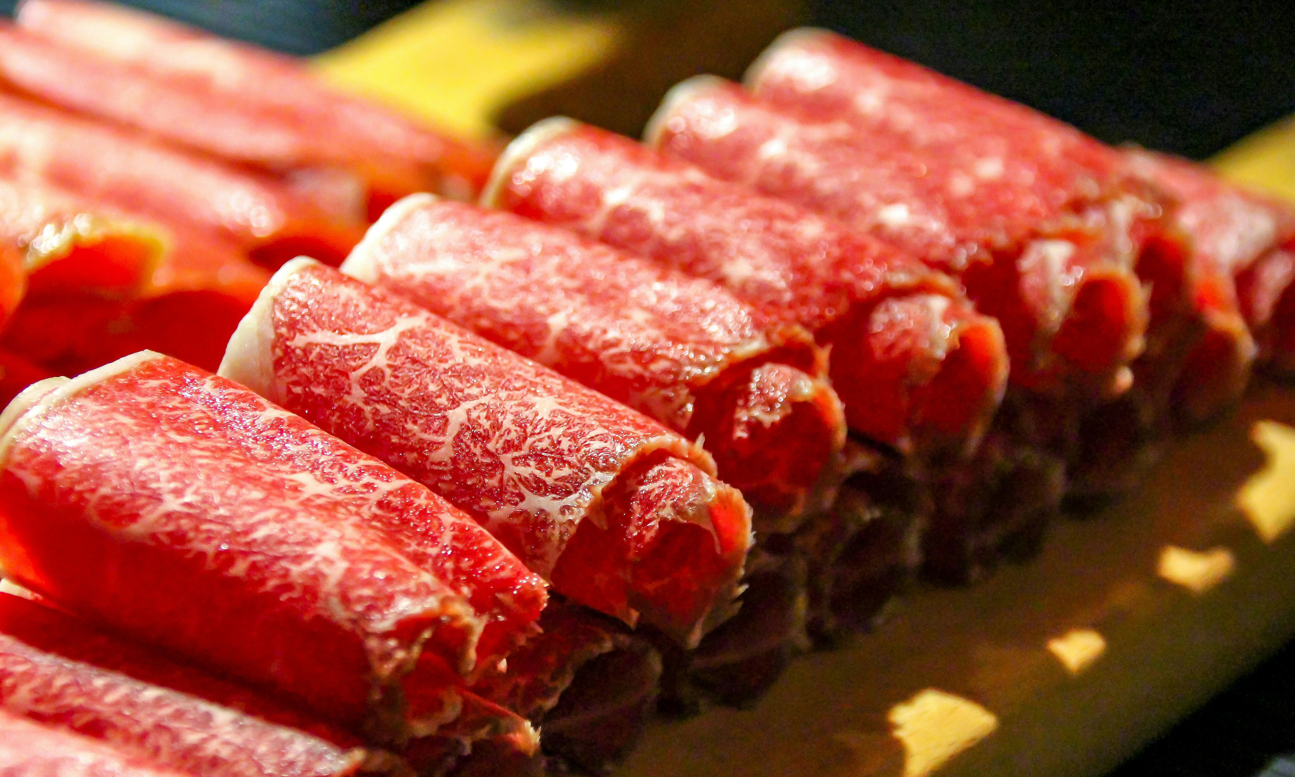 Thousands sign up to trade body fat for beef in Chinese city's weight ...