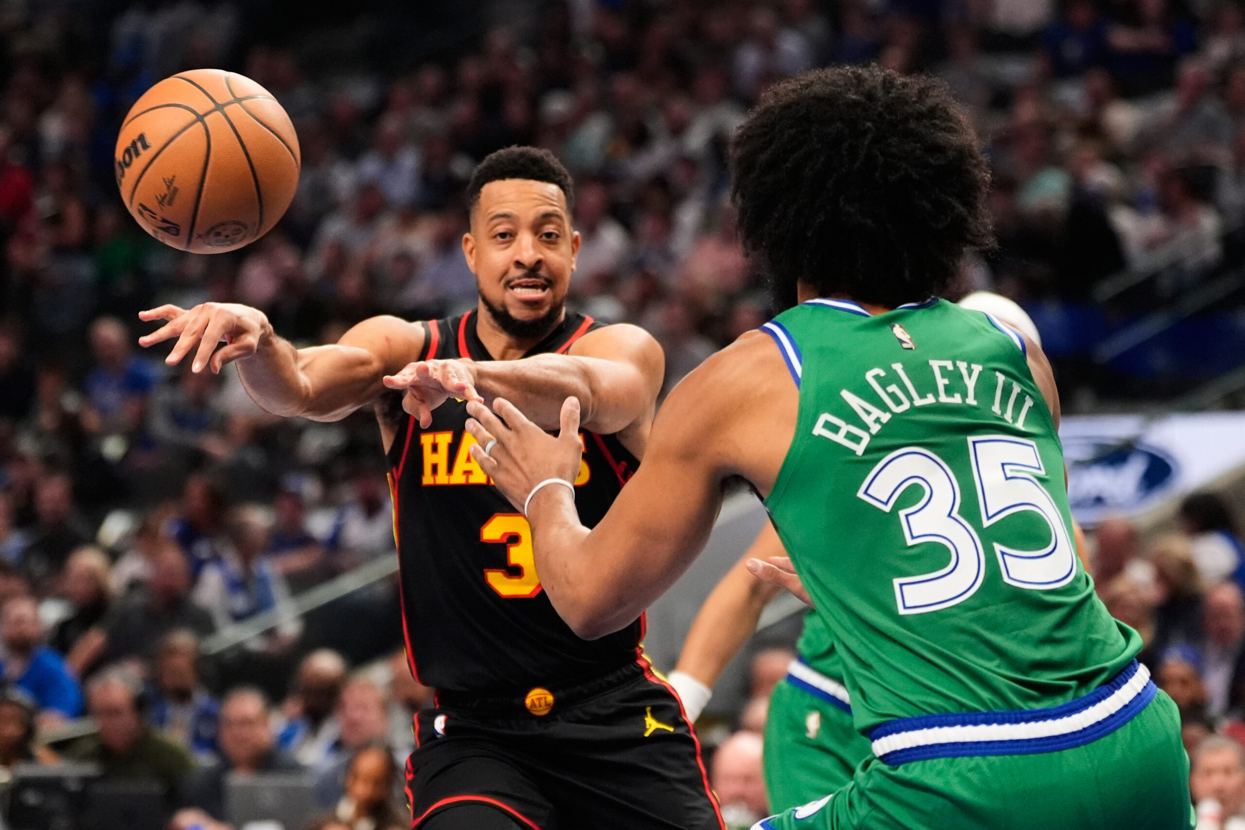NBA: Hawks beat the Mavericks for their 11th straight win