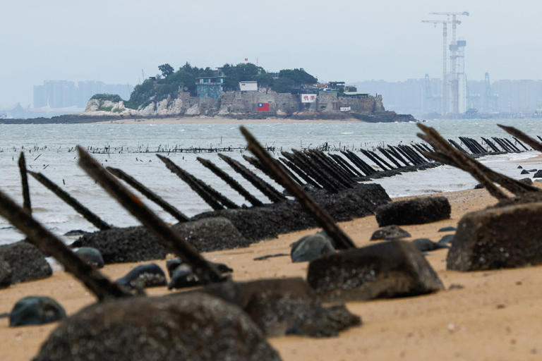 US intelligence agencies not expecting China to invade Taiwan in 2027