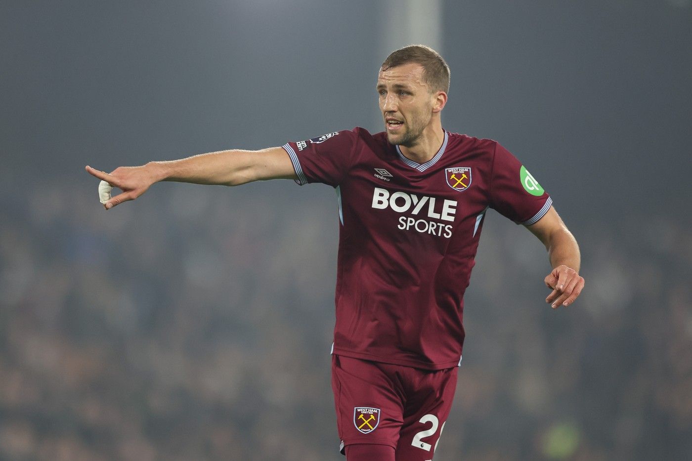 Jak je to se Součkovou smlouvou: brzdí ji hrozba sestupu, West Ham má ...