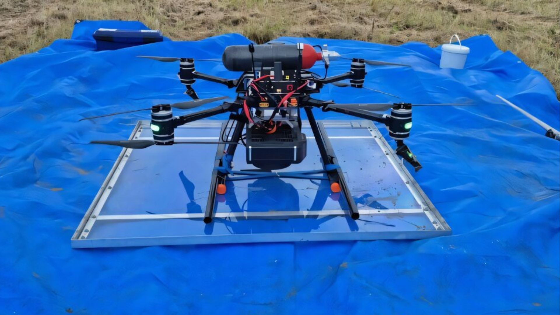 Researchers build hydrogen-powered drone to extend range for grid ...