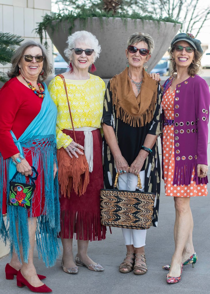 How to wear tassels and fringes in a modern way