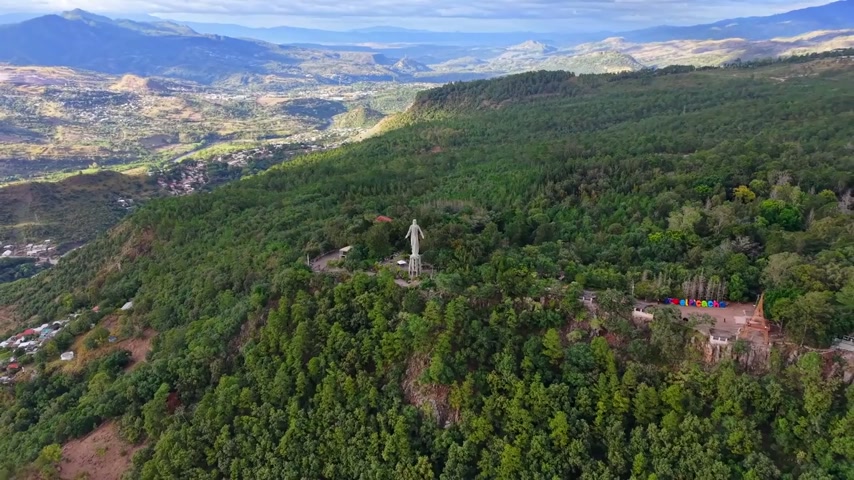 Tegucigalpa: Drone Discovers Honduras' Largest and Most Populous City