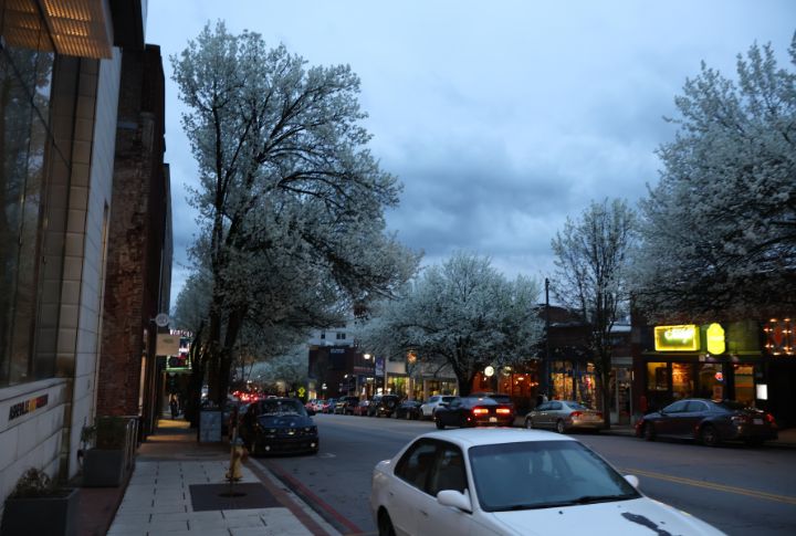 15 most charming main streets across US cities