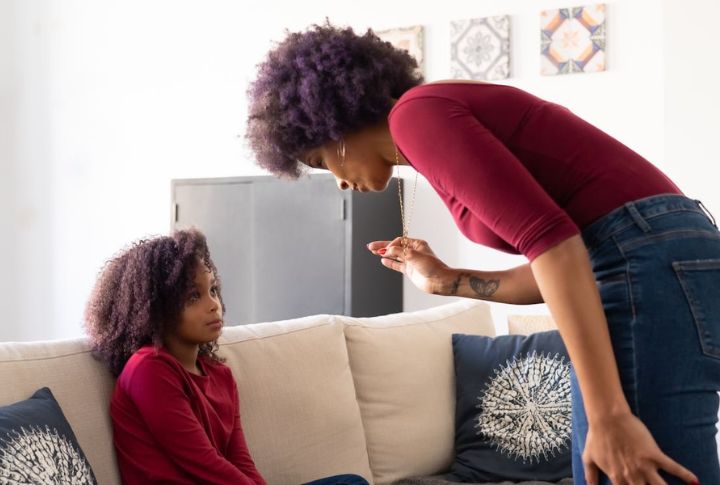 20 phrases parents say that hurt more than they think